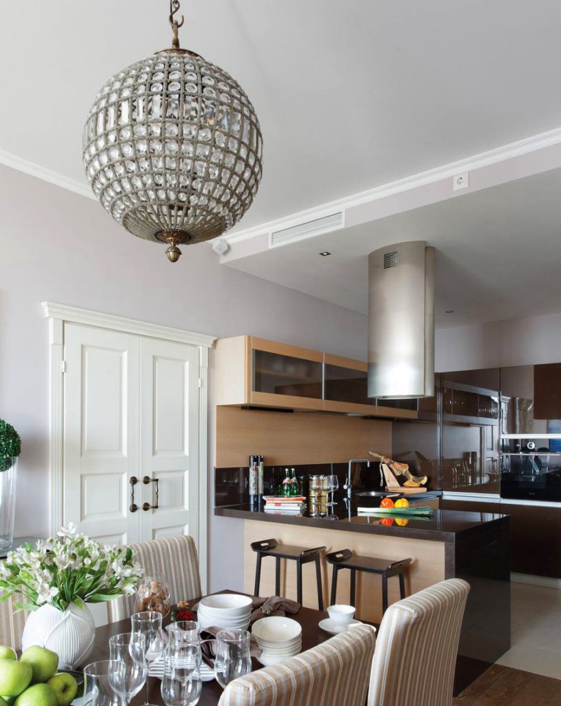 18 Spectacular Chandelier Designs That Make a Statement in Home Decor