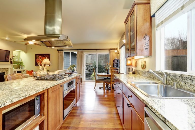 These 10 Ambient Kitchen Lighting Ideas Will Make a Difference