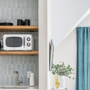 17 Brilliant Kitchen Ideas with No Window for Maximum Style and Function