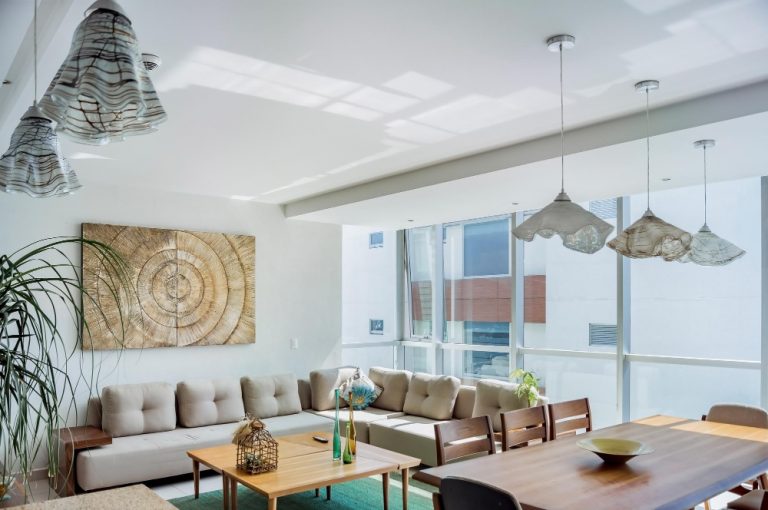 Recessed vs. Pendant Lighting