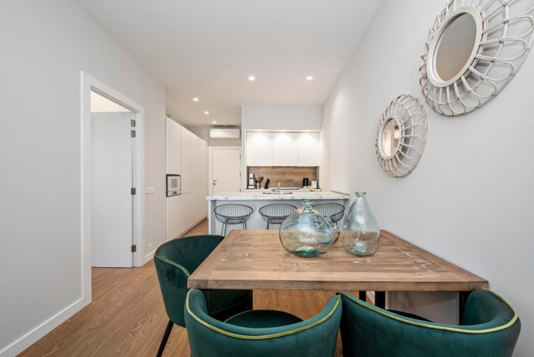 20 Kitchen Mirror Ideas: Enhance Your Space with Unique Designs