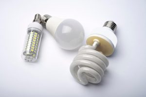 LED vs. Halogen Bulbs: Choosing the Best Kitchen Lighting Option