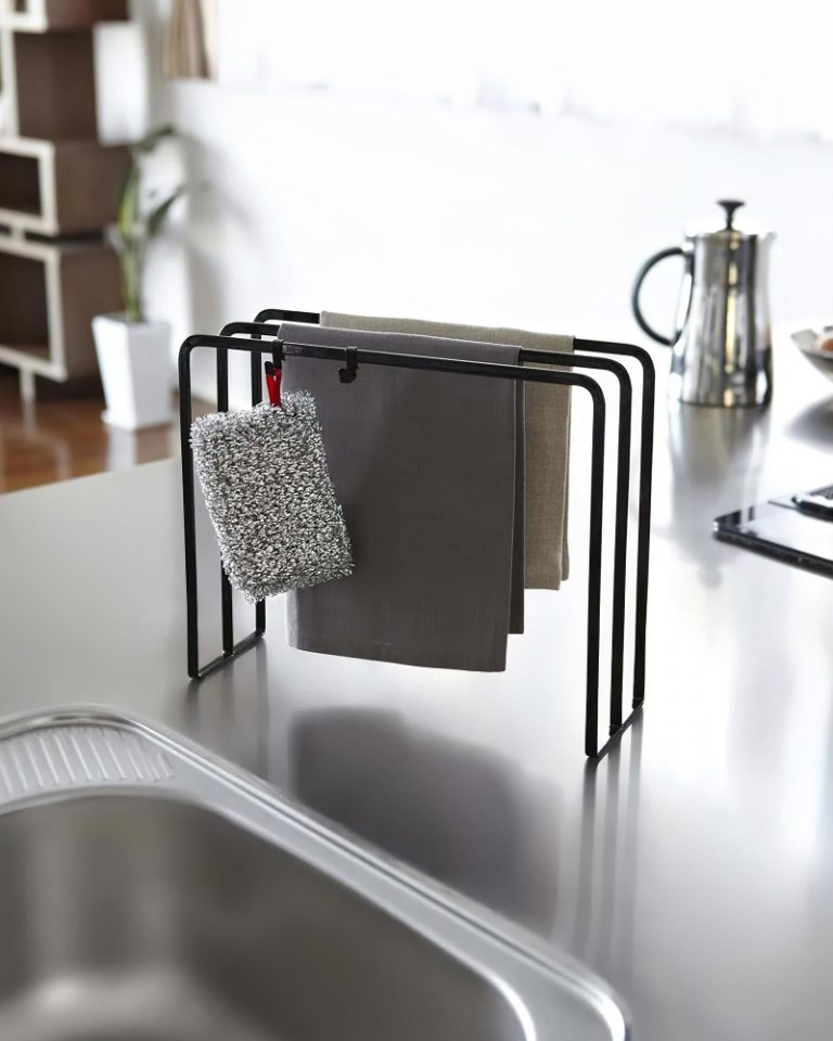 Where to Hang Kitchen Towels