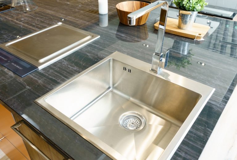 What Gauge Should a Kitchen Sink Be? – Guide to Sink Thickness Selection