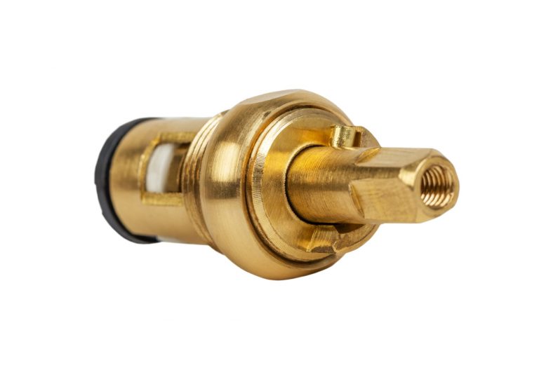 Kitchen Faucet Won't Turn Off: Easy Steps to Fix and Prevent Issues