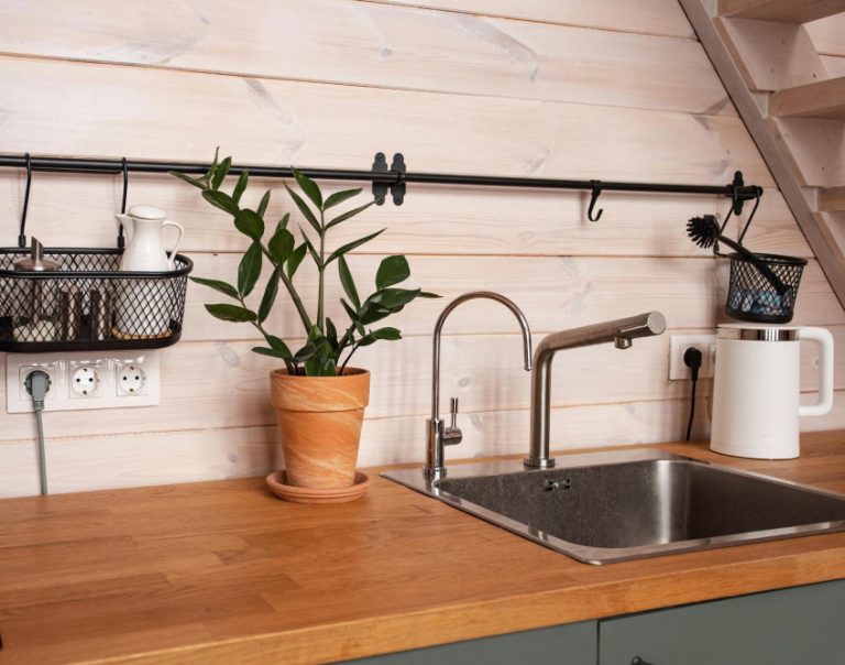 Ideal Kitchen Outlet Placement: Tips for Optimal Functionality and Safety