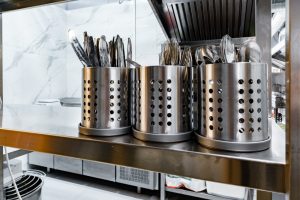 How to Label Food in a Commercial Kitchen: Top Tips for Efficiency & Safety